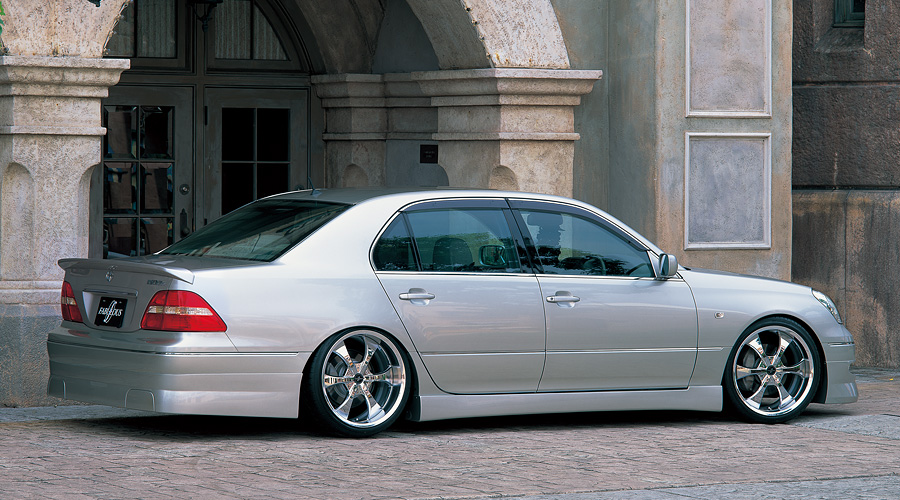 ファブレス公式サイト » FABULOUS CELSIOR セルシオ 30前期 HALF (2000.8～2003.7) UCF30・31